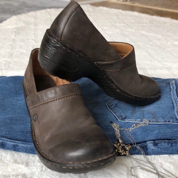 Born | Shoes | 7 Born Brown Leather Clogs 2 Inch Heel | Poshmark